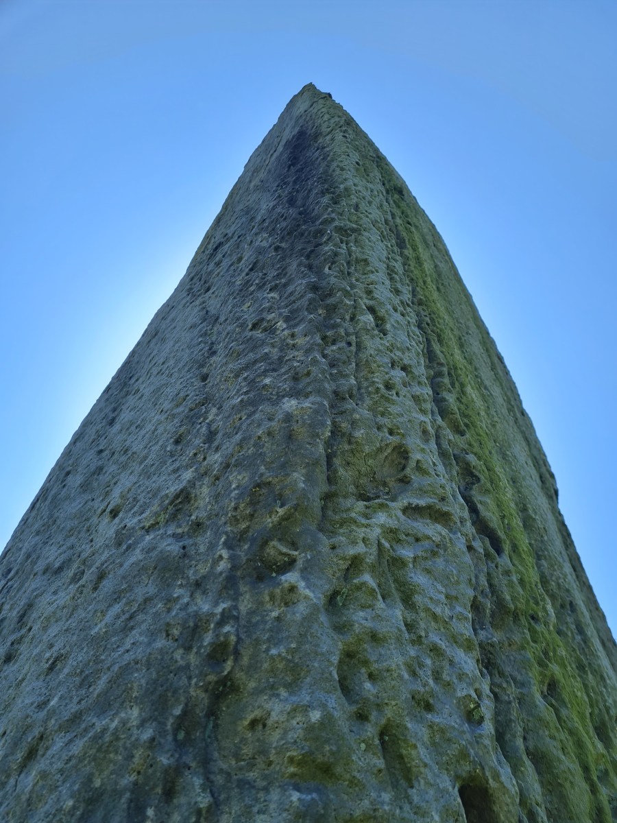 Ley lines, ancestors and monoliths – Tracey M Benson || Bytetime